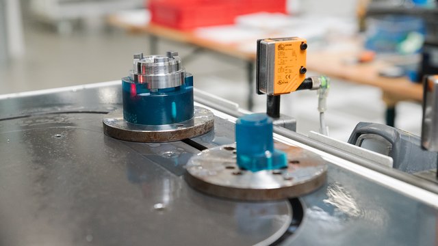 Guide to Machining Fixtures: Workholding Devices and Jigs for Milling, CNC, and More | Formlabs