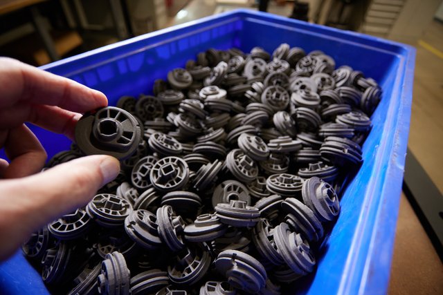 Calculating SLS Cost Per Part for the Fuse Series 3D Printers | Formlabs